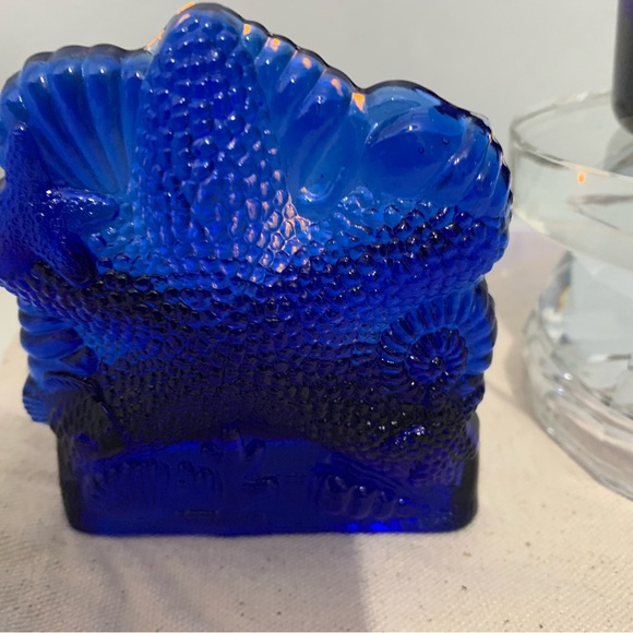 Anchor Hocking | Art | Anchor Hocking Deep Blue Glass Art Piece | Poshmark